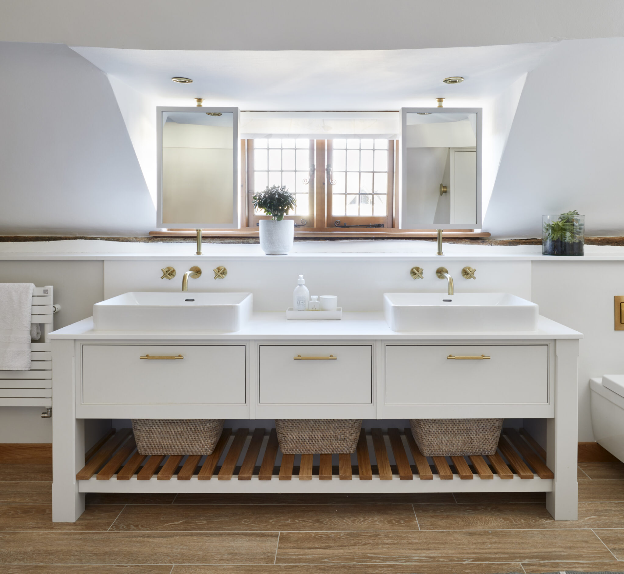 The Benefits of Bespoke Bathroom Cabinetry - Simon Taylor Furniture